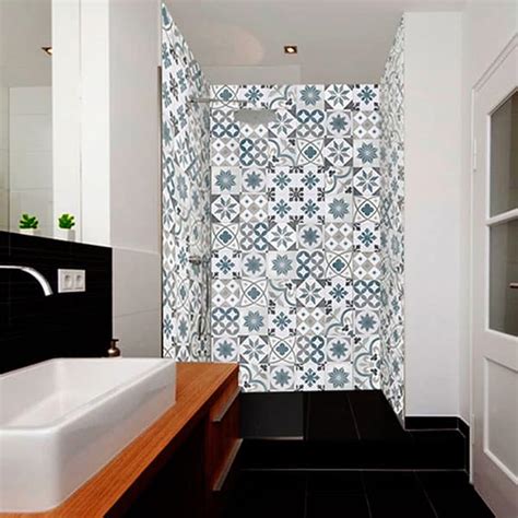 Crédence Douche Carreaux de Ciment dynamise votre salle de bains