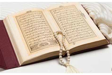Isi Kandungan Qur An Surat Al Isra Ayat 23 24 Dan Bacaannya Lengkap