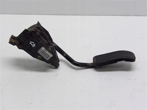 POTENCJOMETR PEDAŁ GAZU VW T4 2 5 TDI 7D1721603B 14197103413