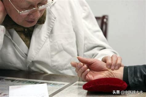 肝不好，手先知！手上出现8种异常，多是肝脏亮起了“红灯”先知新浪新闻