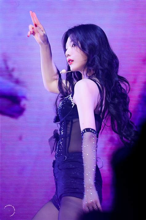 Wonders Never Cease On Twitter 레드벨벳 조이 레드벨벳 콘서트