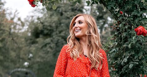 Wie Trägt Man Ein Rotes Kleid Im Herbst Fashionstylebyjohanna