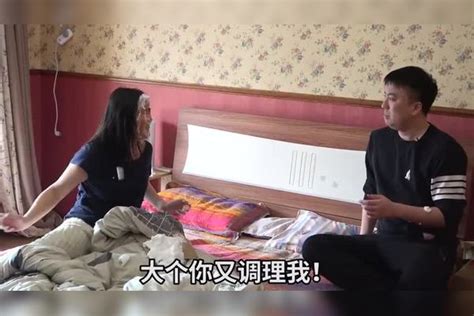 小伙找美女藏家里气女朋友，还找哥们吓唬她，结果出大事了！