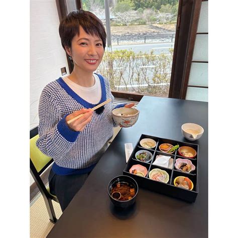 村井美樹さんのインスタグラム写真 村井美樹instagram「深夜のお知らせですみません！ 明日（もう今日ですね💦）3月2日（木）と3