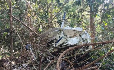 Niño Tenía Tan Solo 12 Años Su Papá Lo Dejó Pilotear Su Avión Y Se Mataron