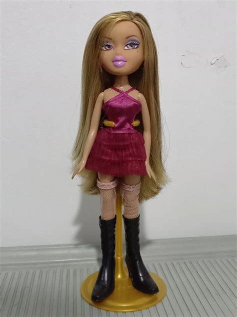 Bratz World Tour Yasmin Hobbies And Toys Toys And Games On Carousell