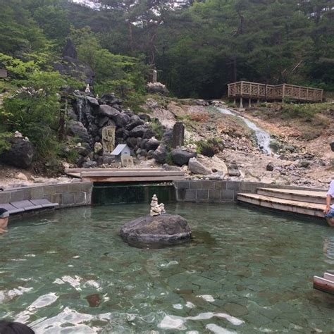 西の河原公園（さいのかわらこうえん） 子連れのおでかけ・子どもの遊び場探しならコモリブ