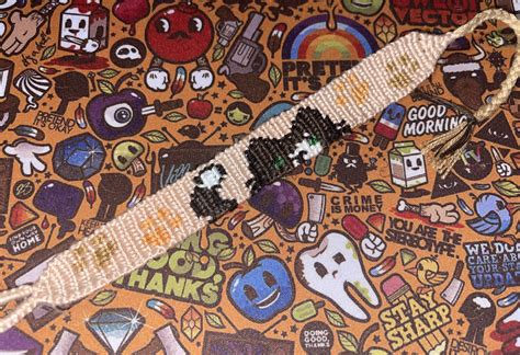 Alpha Pattern 52633 BraceletBook
