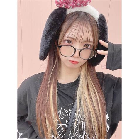 みーみさんのインスタグラム写真 みーみinstagram「👵🏻🤍 眼鏡っ子女子」4月10日 17時04分 Mimi0311