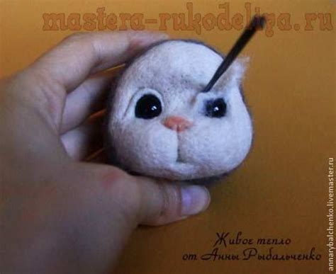 Мастер класс по сухому валянию Валяем мордочку зайца Кошка из фетра Игрушки из фетра Валяние