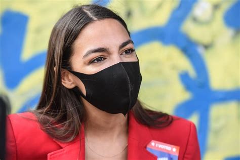 AOC Promotes Voting In Among Us Twitch Stream For More Than 400 000 People The Boston Globe