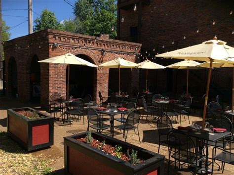 Patio Sittin With Sam Drive Social Drive Social Media