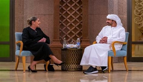 عبدالله بن زايد يبحث مع السيدة الأولى بإسرائيل تعزيز التعاون