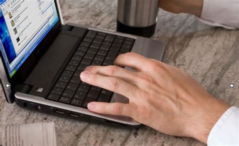 Dell Makes Inspiron Mini 9 Netbook Official Ars Technica