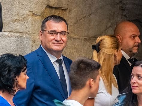 Славчо Атанасов Утре Сглобката ще дебатира със Сглобката как да