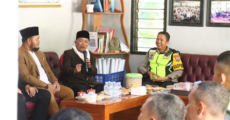 Cooling System Hadapi Pilkada 2024 Kapolres Bojonegoro Kunjungi Ponpes