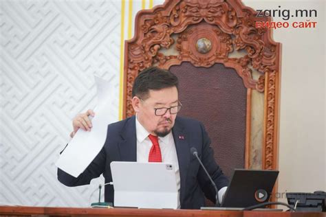 Г Занданшатарын тэргүүлсэн Засгийн газрын анхны ээлжит хуралдаан эхэллээ