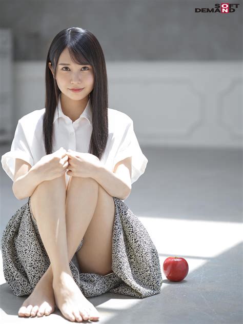 山形生まれ、エロ本（主に寝取られ系）育ち。エロい話に前のめり、スケベ妄想きらきら箱入り娘が嫁入り前最後のヤリだめ！！av Debut こはる