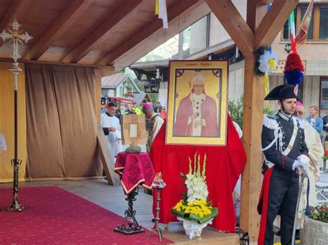 Il Sorriso Di Albino Luciani Splende Su Canale Migliaia Di Fedeli Alla