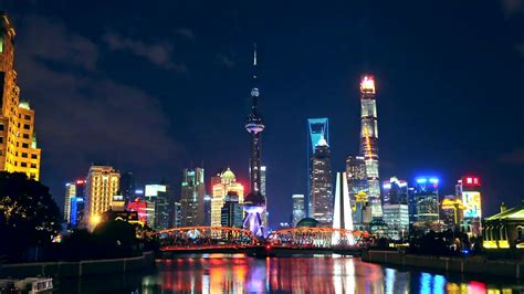 上海浦东夜间上海，浦东是中国最繁华的金融区，中国。模板素材 稿定设计