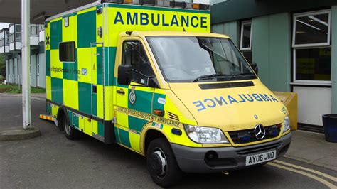 Medical Drones Could Beat Ambulances At Saving Cardiac Arrest Patients Gizmodo Australia