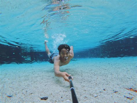 พาวัวไปล่าม อยากไปเล่นน้ำเเล้ว คิดถึงนำใสๆจัง 🌿🌿💙💙