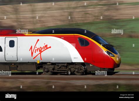 Pendolino Electric Side View Hi Res Stock Photography And Images Alamy