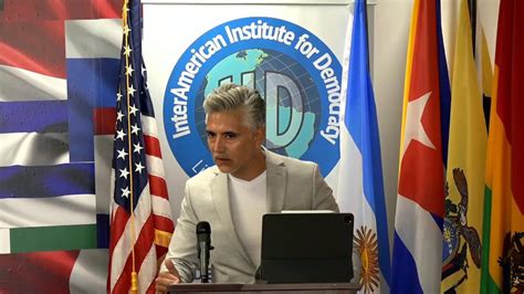Hugo Macchiavelli En La Conferencia Democracia Y Crimen Organizado En