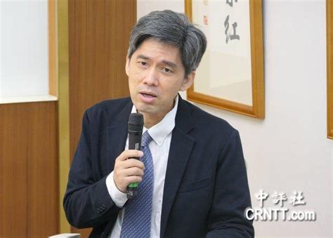 左正东：选战主轴模糊 投票率可能跌破七成