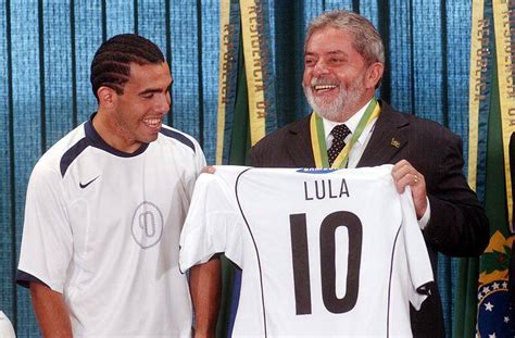 Notícias Sonhado Pelo Corinthians Tevez Define Seu Futuro Portal