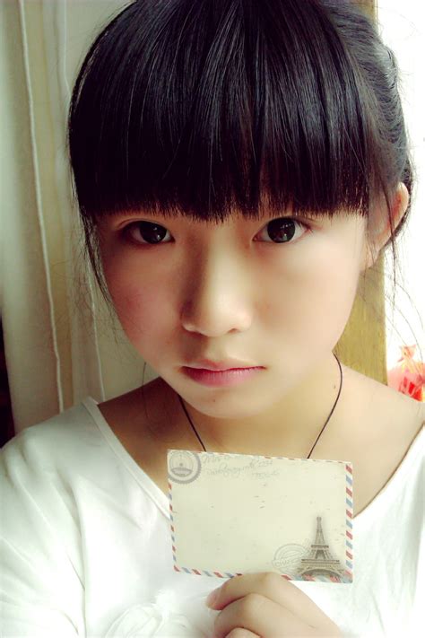 Chinese Girls Go To Telegraph