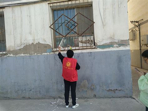 甘州区东街街道交通巷社区：整治“飞线”乱象 守护安全“底线”