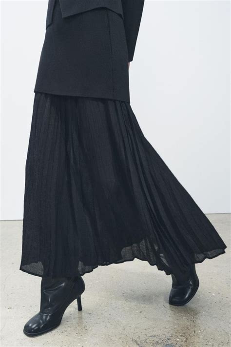 Mixed Pleated Knit Skirt Knit Skirt Classic Style Outfits Evening