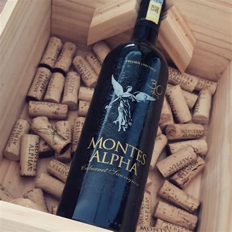MONTES ALPHA EDICIÓN LIMITADA 30 AÑOS CABERNET SAUVIGNON 750ML