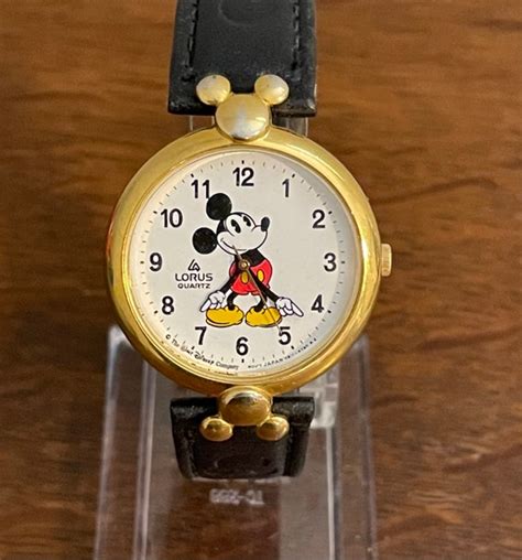 Vintage 1980s Lorus Mickey Gem