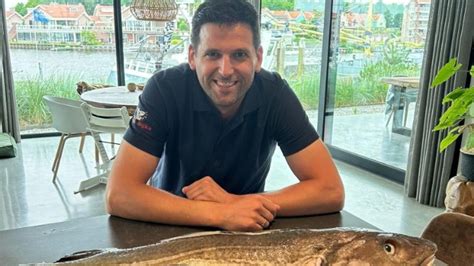 Aan De Keukentafel Bij Johan Schot Ik Heb Ook Geleerd Dat Er Meer Dingen Zijn In Het Leven Dan