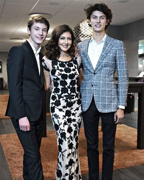 丹麥華裔王妃文雅麗和王子登封！面部僵硬整容臉？當年比肩黛安娜 每日頭條