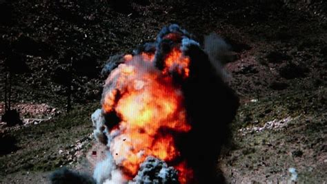 Крайпътна бомба уби трима пакистански войници Новини бг