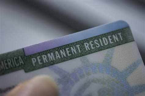 ¿puedo Obtener Una Green Card Como Asilado O Refugiado