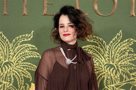 Parker Posey Pulled Into Blake Lively Drama As Resurfaced Interview With Norwegian Reporter Goes