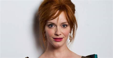 Christina Hendricks Height Weight Measurements Bra Size Shoe Size