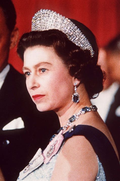 Las tiaras reales más glamurosas en la historia Vogue México y Latinoamérica