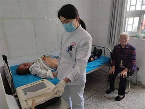 60岁大爷每天坚持饭后散步预防血栓，半年后体检，结果如何？