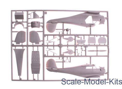 Roden Beechcraft Gb 2 Staggerwing Traveller Mk Ii Plastic Scale