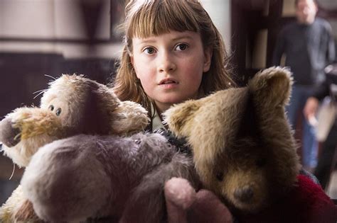 نگاهی به فیلم کریستوفر رابین آیا والت دیزنی 95 ساله بازگشت به آغوش خانواده را تبلیغ می‌کند