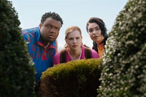 The New Mean Girls Musical Desperately Needed To Shed Its Fat