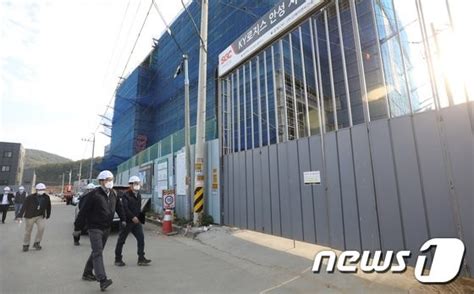 ‘물류창고 사고 빈소조차 찾지 않는 사측유족들 온다더니” Snsfeed 제휴콘텐츠 제공 실시간 핫이슈