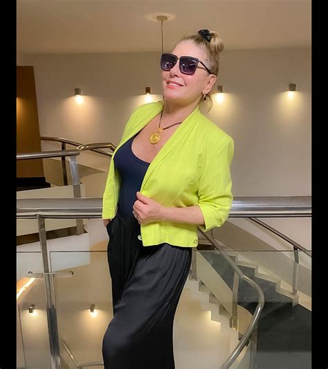 Foto Vera Fischer Esbanja Saúde Aos 71 Anos Purepeople