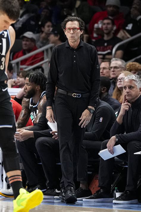 Ayo Dosunmu Demar Derozan Lead Bulls Past Hawks Reuters