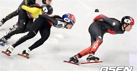 사진 김아랑 힘차게 질주